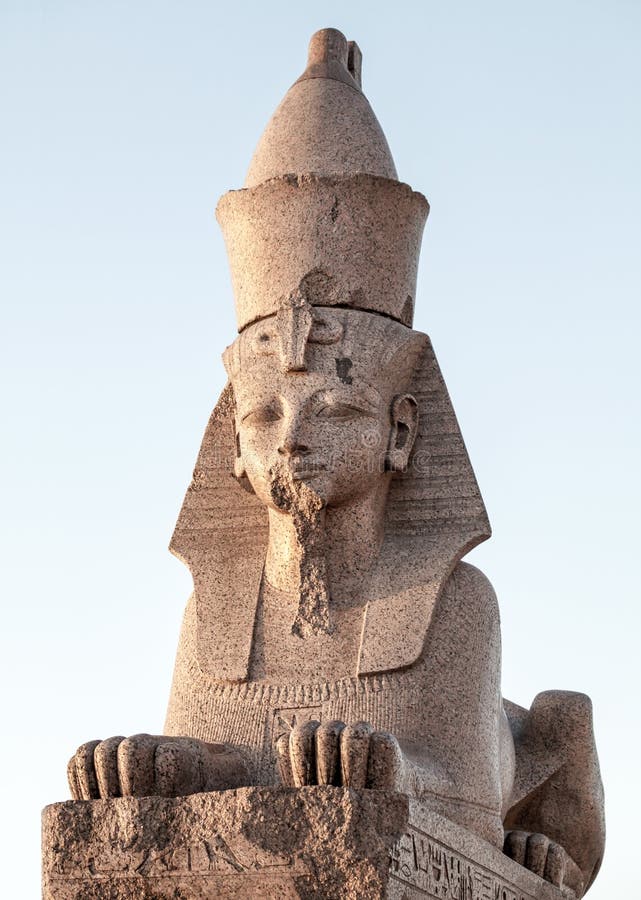 De Sfinx Oud Monument Van Het Graniet Stock Foto - Image of ...