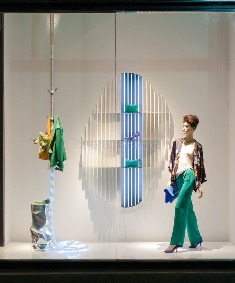 De showcase van de manier stock foto. Image of schoonheid - 19741936