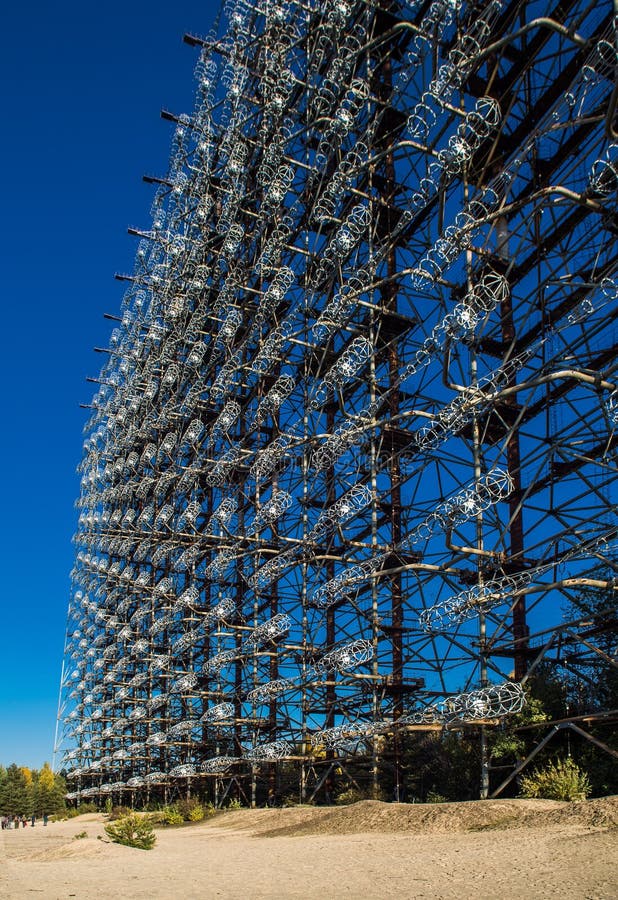 De Sovjet Militaire Radar DUGA Bij De Chornobyl-Streek Stock Foto ...