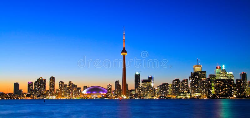 De Spectaculaire Horizon Van Toronto Stock Foto - Image of ...