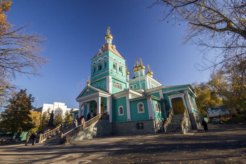 De stad van Alma Ata redactionele stock afbeelding. Image of almaty ...