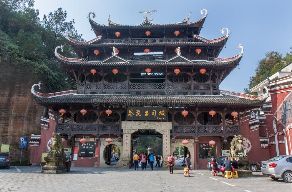 Stad Tusi van Enshi redactionele stock foto. Image of architectuur ...