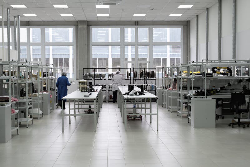 De Steun En De Pre-assemblage Van De Workshopoppervlakte Elektronische ...