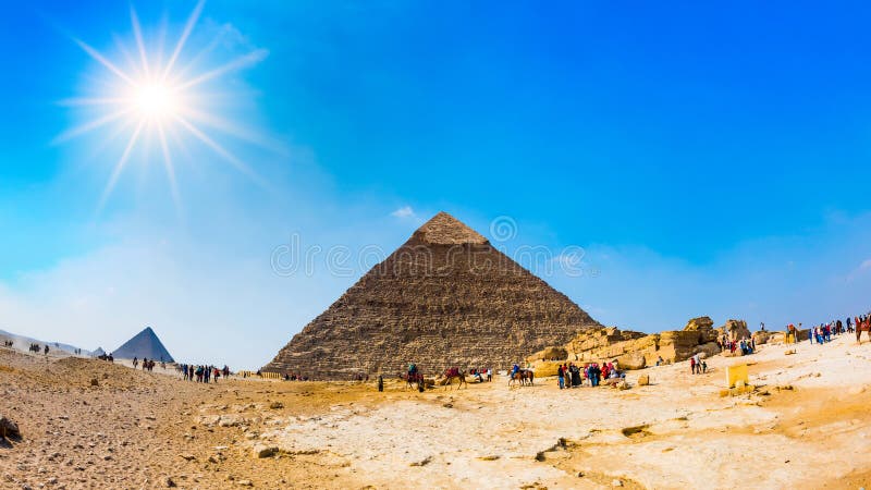 De Stora Pyramiderna Av Giza, Egypten Redaktionell Foto - Bild av öken ...