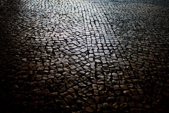 De Straat Van De Bestrating Stock Afbeelding - Image of straat, licht ...