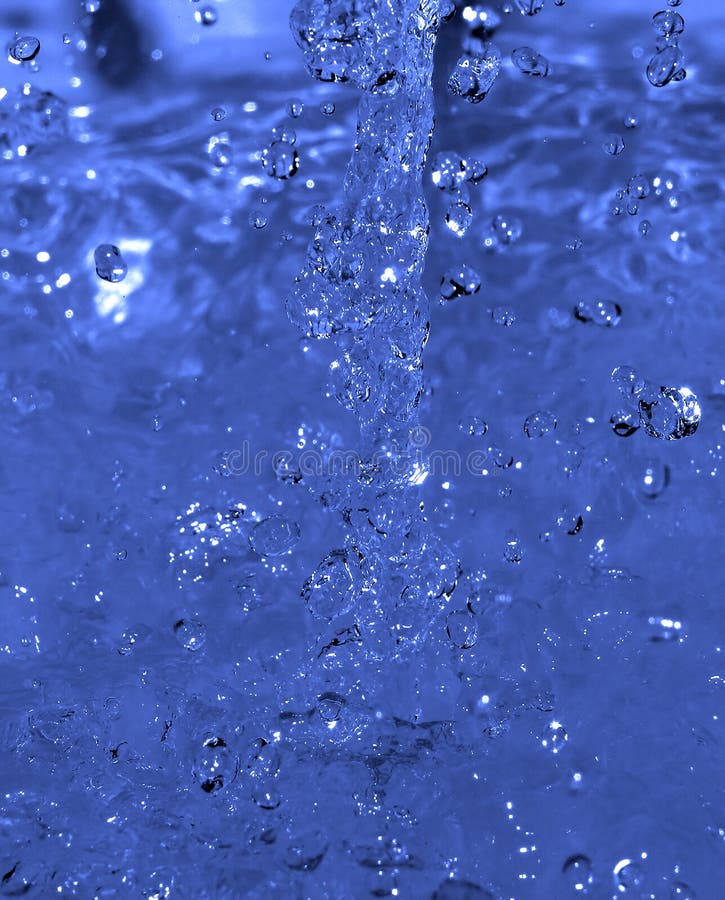 Waterstroom stock afbeelding. Image of druppeltje, dorst - 471051