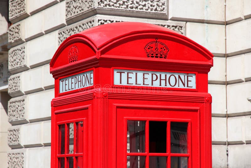 Traditionele Rode Telefooncellen in Londen, Engeland Stock Foto - Image ...
