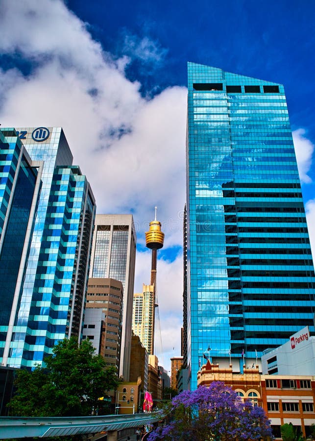 Sydney Tower redactionele stock afbeelding. Image of hemel - 22897444