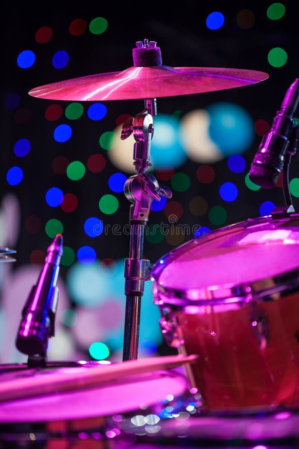 De Uitrusting Van De Trommel Op Het Stadium Stock Foto - Image of ...