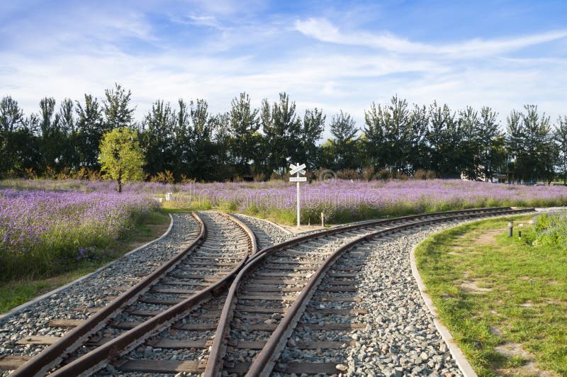 Oude spoorverbinding stock foto. Image of perspectief - 165767424