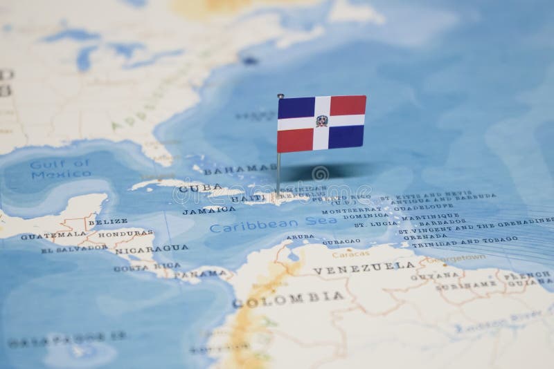 De Vlagspeld Van De Dominicaanse Republiek Op Een Wereldkaart Stock ... De Vlagspeld Van De Dominicaanse Republiek Op Een Wereldkaart Stock ...