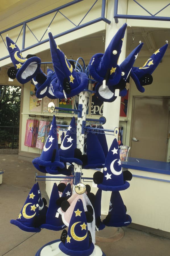 Disney World EPCOT - Merchandise - Tovenaarshoeden Redactionele ...