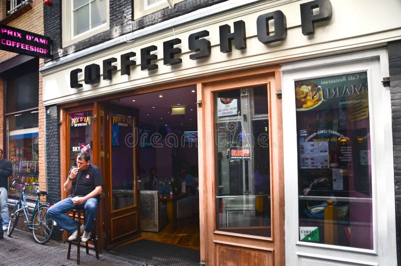 De Winkel Van De Koffie in Amsterdam Redactionele Fotografie - Image of ...