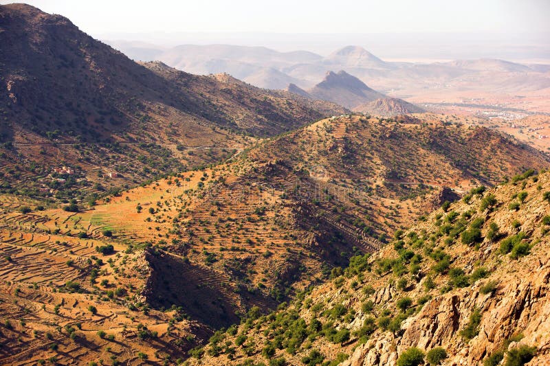 Bergwoestijn in Marokko stock afbeelding. Image of wonder - 2710059