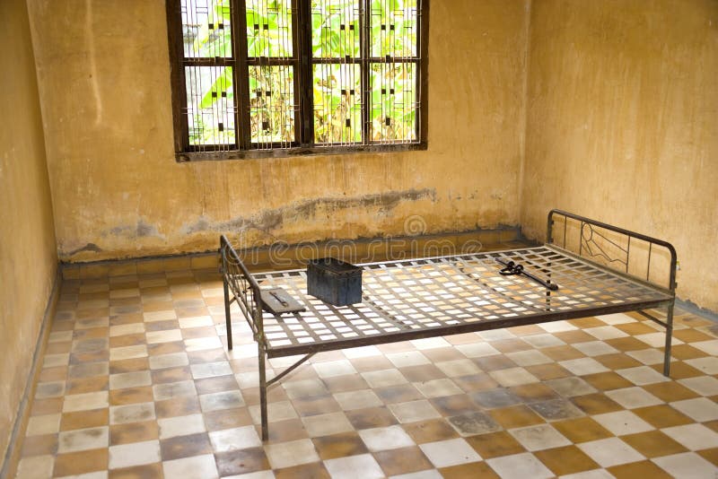 De Zaal Van De Marteling Van Rode Khmer Stock Afbeelding - Image of ...