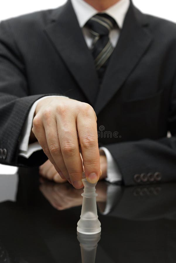 De Zakenman Verplaatst Een Stapel Van Muntstukken Naar Een Moneybox ...