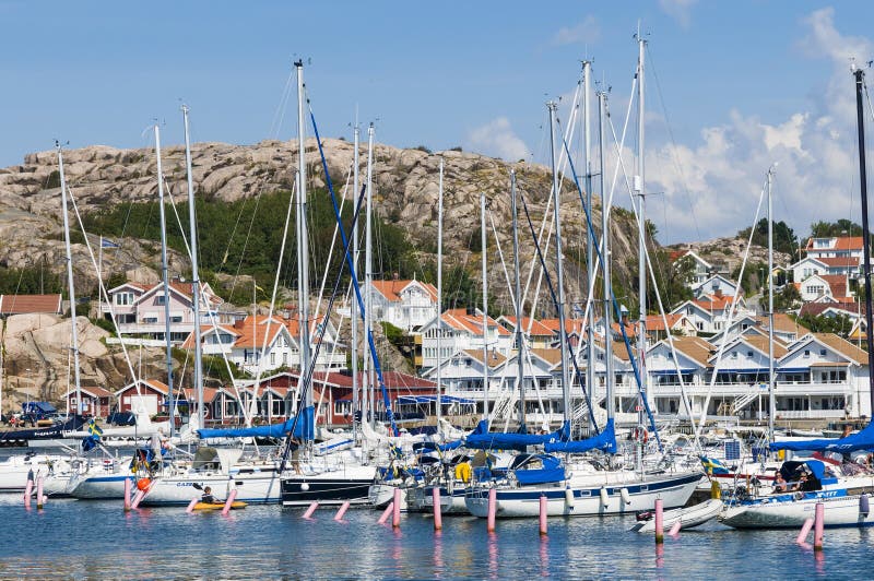 De Zweedse Westkust Van Guestharbourhunnebostrand Redactionele Stock ...