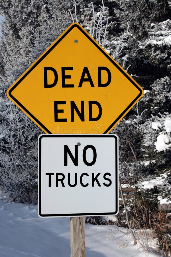 Dead end sign in winter stock photo. Image of forest, winter - 4519994