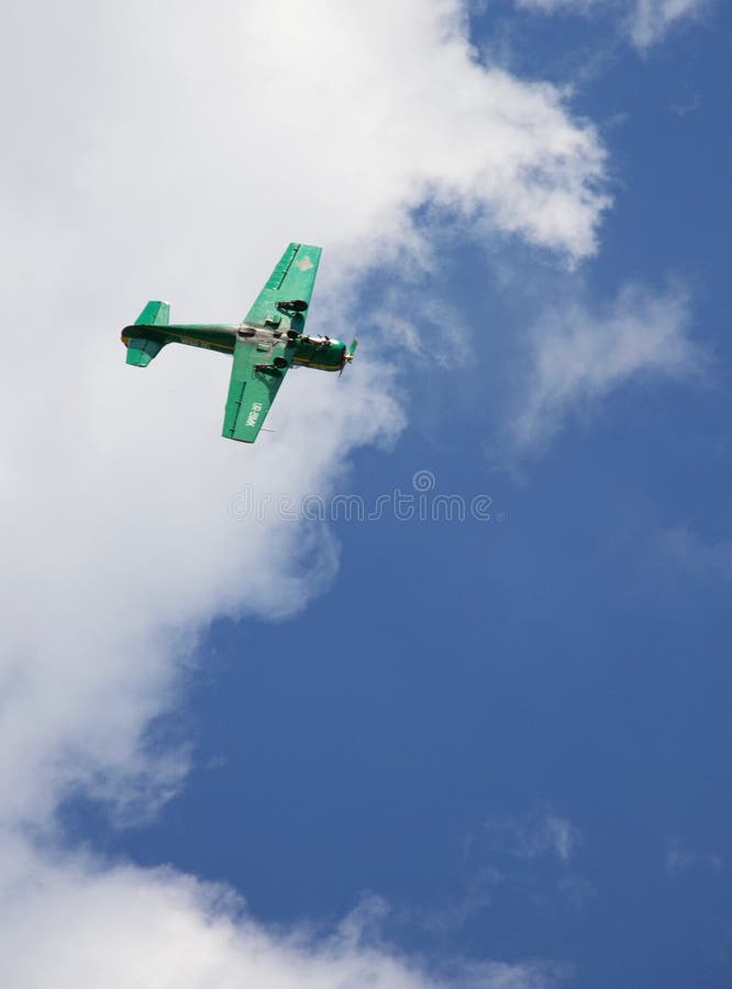 Dead loop stock photo. Image of glide, delfin, pilotage - 26886004