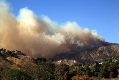 Deadly Smoke from Wildfires Editorial Photography - Image of fire ...