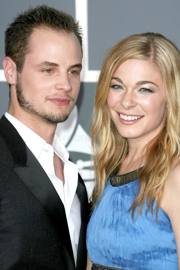 Dean Sheremet, LeAnn Rimes editorial image. Image of 51st - 23341325