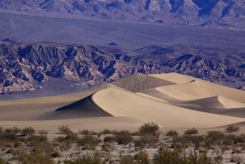 Death Valley Sand Dune stock image. Image of sand, walk - 9120955