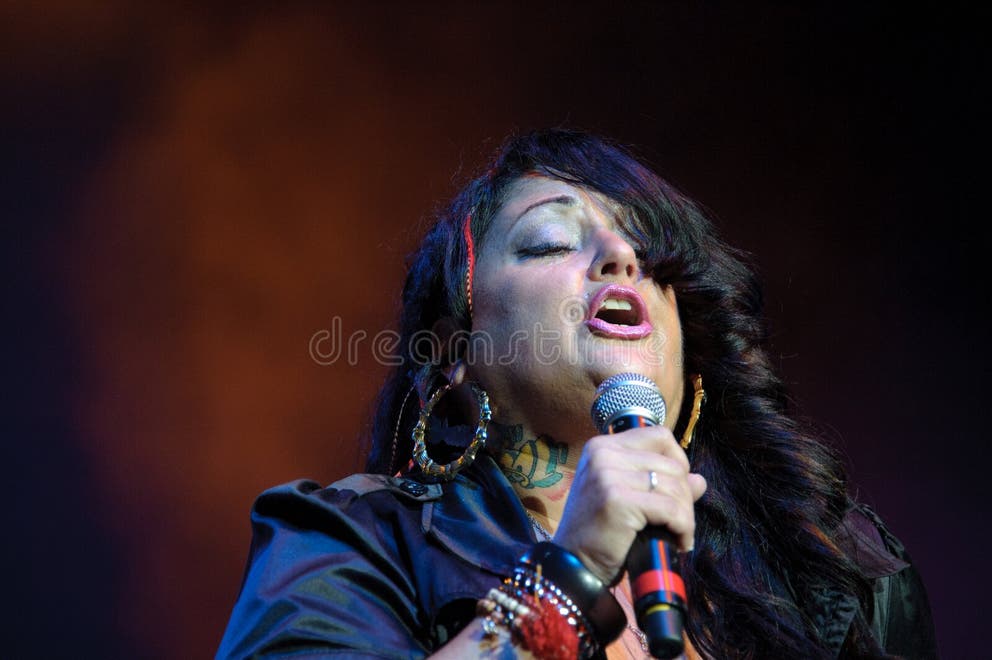 Debbie Deb editorial image. Image of roll, shannon, freestyle - 22251445