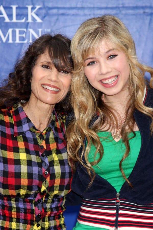 Debbie McCurdy & Jenette zdjęcie editorial. Obraz złożonej z kolosseum ...