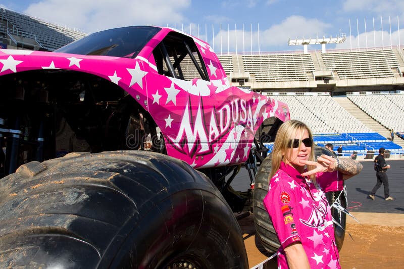 Debra Miceli driver editorial photo. Image of danger - 22022601