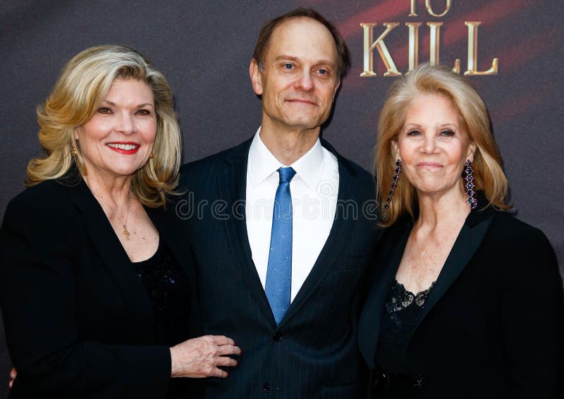 Debra Monk, David Hyde Pierce, Daryl Roth Foto de archivo editorial ...