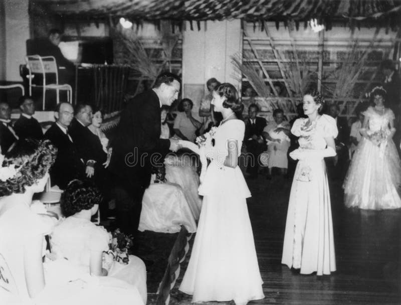 Debutantes At The Cloncurry Coronation Debutante Ball Stock Photo ...