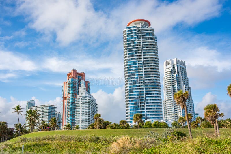Miami Beach, Florida. editorial stock photo. Image of street - 106699573
