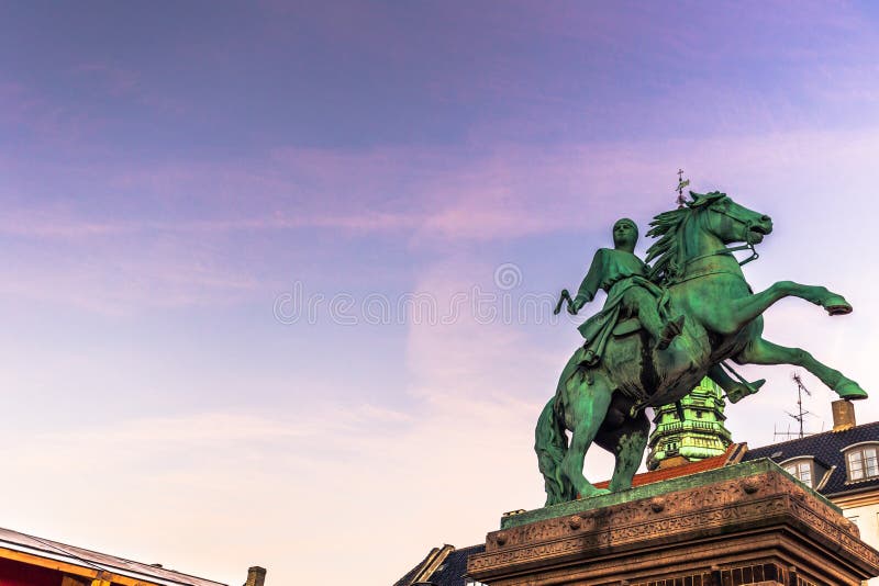 December 02, 2016: Statue of a Medieval Knight in Central Copenhagen ...