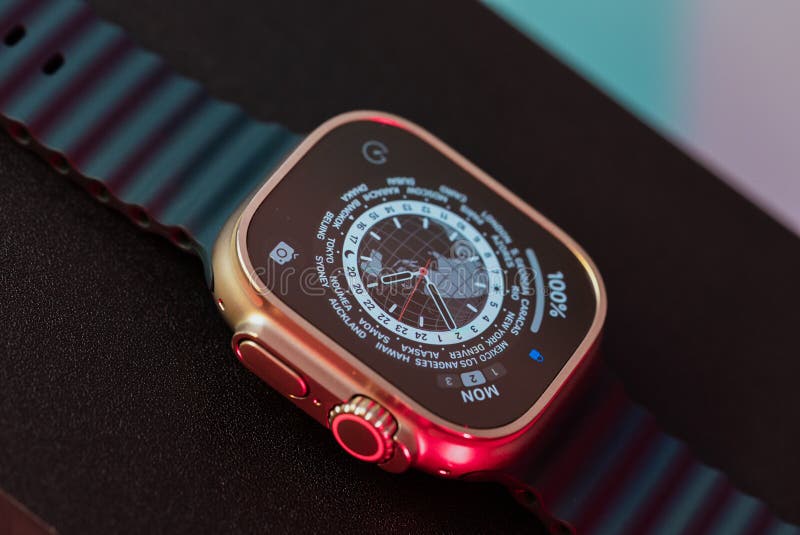 DECEMBER 2, 2024, TANGERANG Editorial Image - Image of pink, metal ...