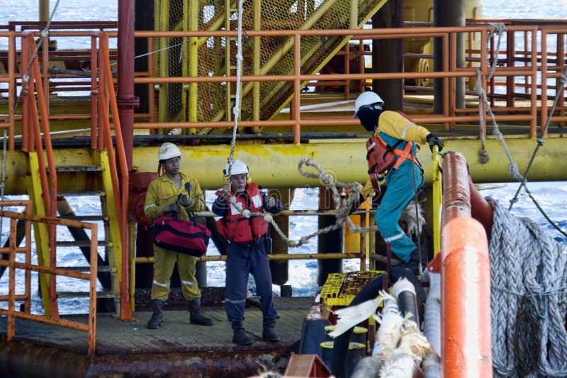 Deck crew working on deck editorial photography. Image of cloud - 85369647