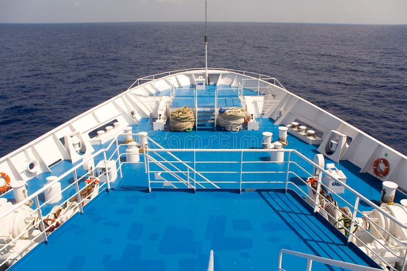 Passenger Cruise Ship Back View Stock Photo - Image of sailing, horizon ...