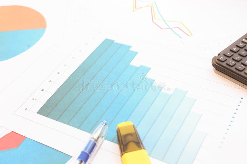 The Decline in the Histogram Data Stock Image - Image of costs, charts ...