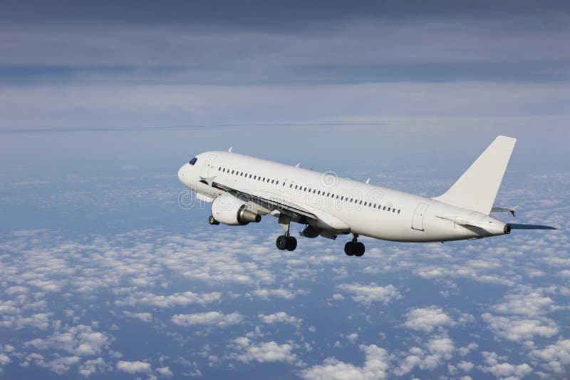 Decollo Dell'aereo Di Linea Fotografia Stock - Immagine di ottimismo ...