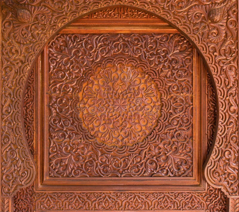 Decoración Islámica De Madera Intrincada Foto de archivo - Imagen de ...