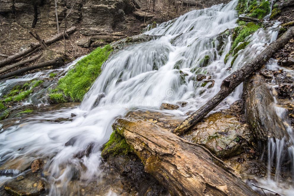 Decorah Iowa Waterfall stock image. Image of outdoors - 70262977