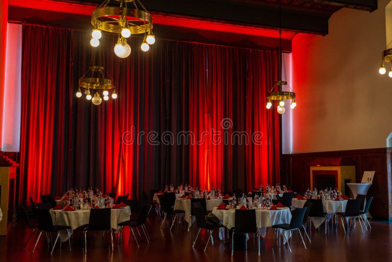 Decorated Banquet Hall. Interior of Restaurant for Banquet or Wedding ...