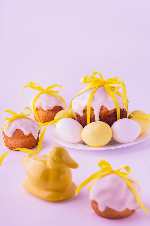 Decorated Easter Cakes and Eggs. Stock Photo - Image of home, lunch ...