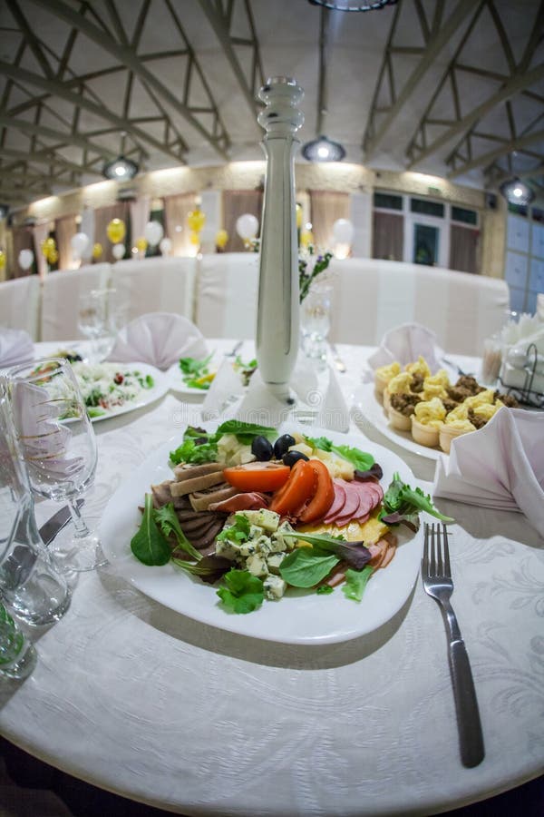 Decorated Plate with Fork and Spoon. Wedding Table Restaurant Stock ...