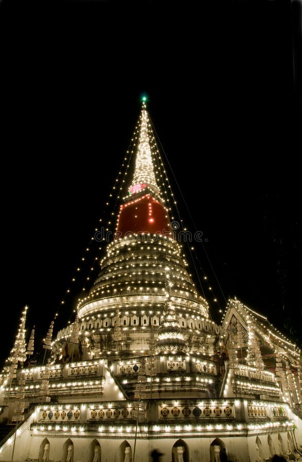 Decorated Stupa in Thailand Stock Photo - Image of white, prakan: 16864928