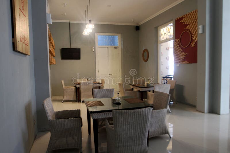 Decorating a restaurant editorial photography. Image of apartment ...