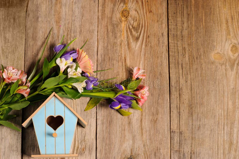 Decorative starling box stock photo. Image of birdhouse - 157065458
