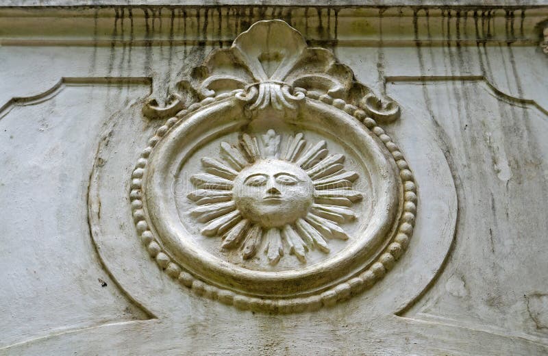 Decorative Sun on Ancient Arch, Rio Stock Image - Image of ornate ...