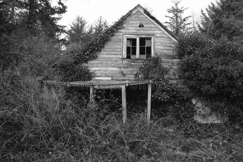 Decrepit house stock image. Image of decrepit, architecture - 7184975