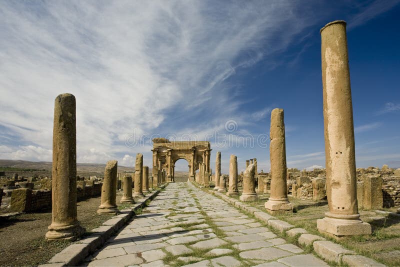 Decumanus street in Timgad stock image. Image of thamugadi - 7459597