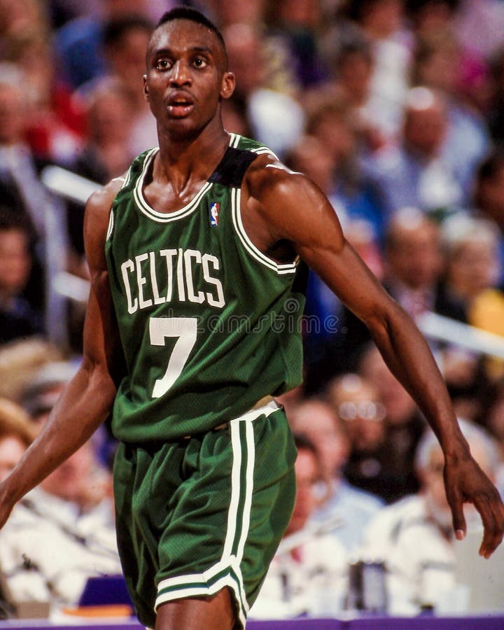 Dee Brown, Boston Celtics editorial image. Image of slide - 44377335